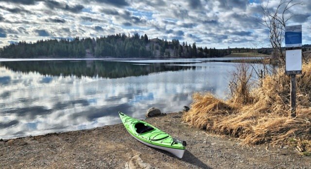 Kayaking Edith Lake - Ramble On